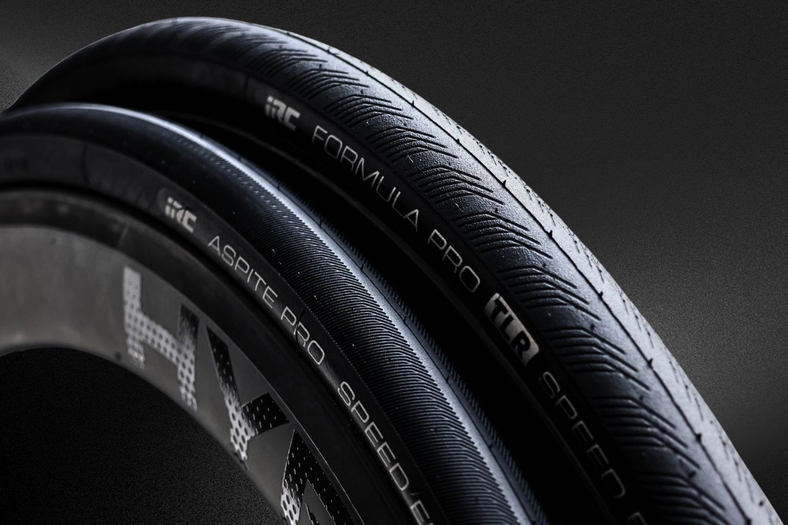 【新製品】iRC 史上最速。 | アイ・アール・シー 井上ゴム工業株式会社